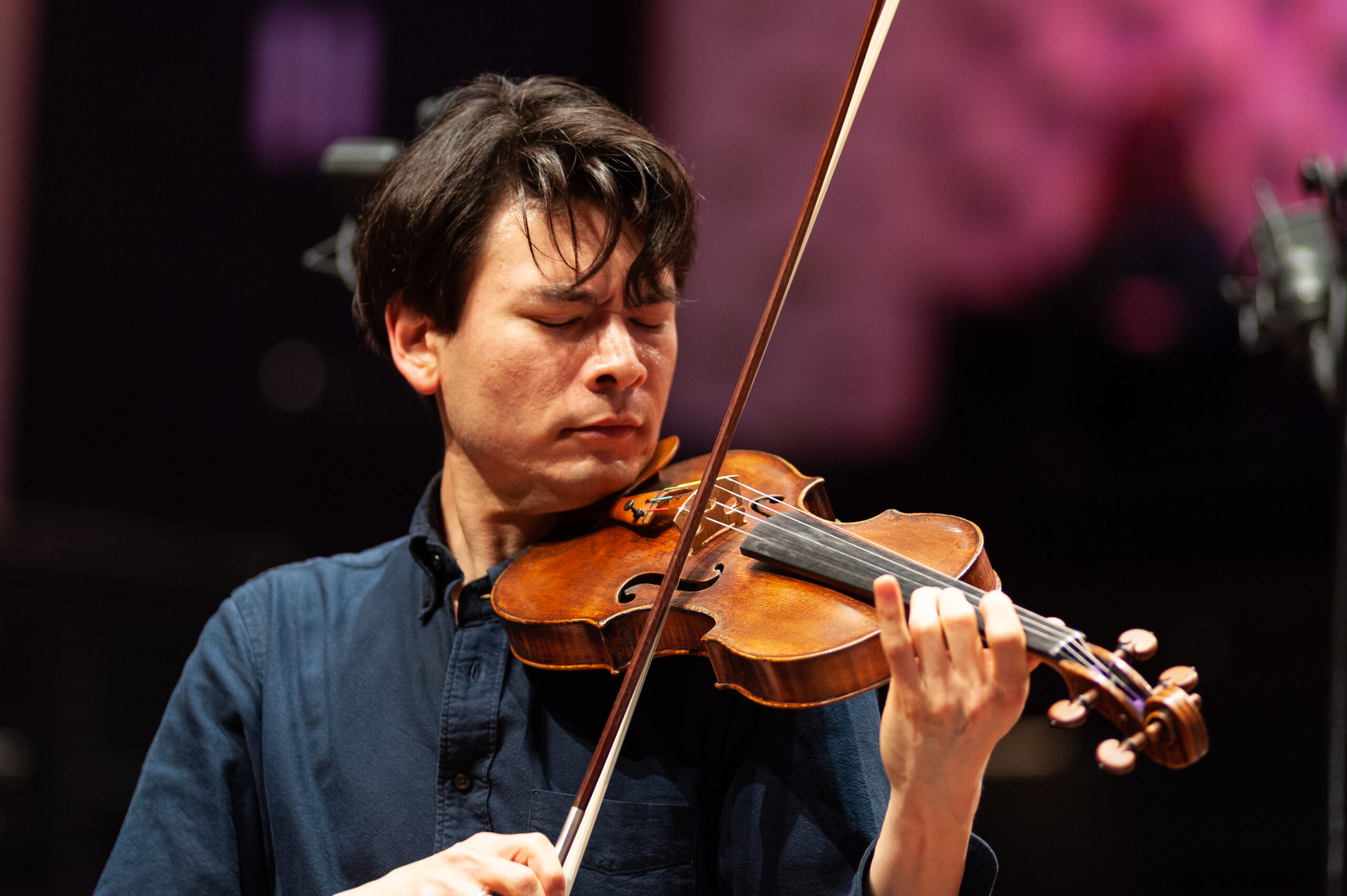 Jackiw gives memorable premiere of Glière’s Violin Concerto