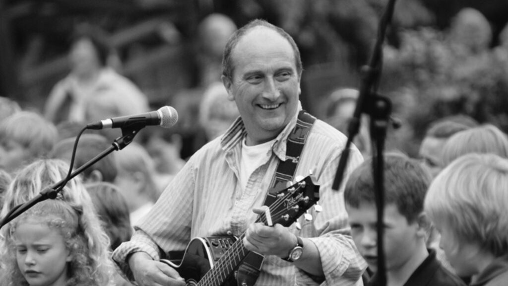 Remembering Andy Baker: Double bass player and pioneering Community ...